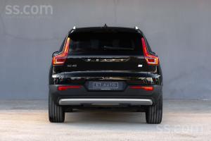 Melns Volvo XC40 2021 Jelgava, ar dzinēja tilpumu 1.50 L un nobraukumu 192 tūkst. km par 19500 €, foto 7 vietnē AUTOMOTO.COM.LV