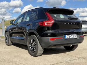 Черный Вольво XC40 2021 в Рига, объемом двигателя 2.00 л и пробегом 214 тыс. км за 19500 €, фото 19 на AUTOMOTO.COM.LV