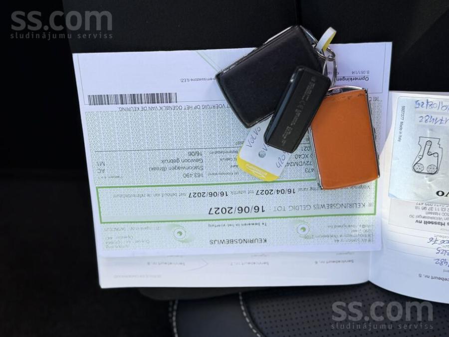 Черный Вольво XC40 2021 в Рига, объемом двигателя 2.00 л и пробегом 214 тыс. км за 19500 €, фото 25 на AUTOMOTO.COM.LV