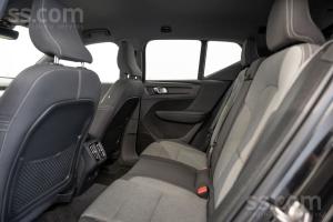 Melns Volvo XC40 2021 Rīga, ar dzinēja tilpumu 1.50 L un nobraukumu 173 tūkst. km par 17900 €, foto 8 vietnē AUTOMOTO.COM.LV