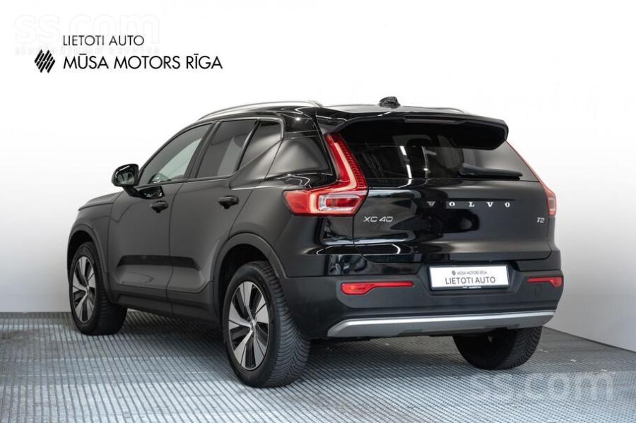Melns Volvo XC40 2021 Rīga, ar dzinēja tilpumu 1.50 L un nobraukumu 173 tūkst. km par 17900 €, foto 12 vietnē AUTOMOTO.COM.LV