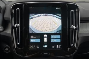 Черный Вольво XC40 2021 в Вильнюс, объемом двигателя 1.50 л и пробегом 104 тыс. км за 26200 €, фото 18 на AUTOMOTO.COM.LV
