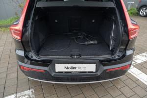 Черный Вольво XC40 2021 в Вильнюс, объемом двигателя 1.50 л и пробегом 104 тыс. км за 26200 €, фото 25 на AUTOMOTO.COM.LV