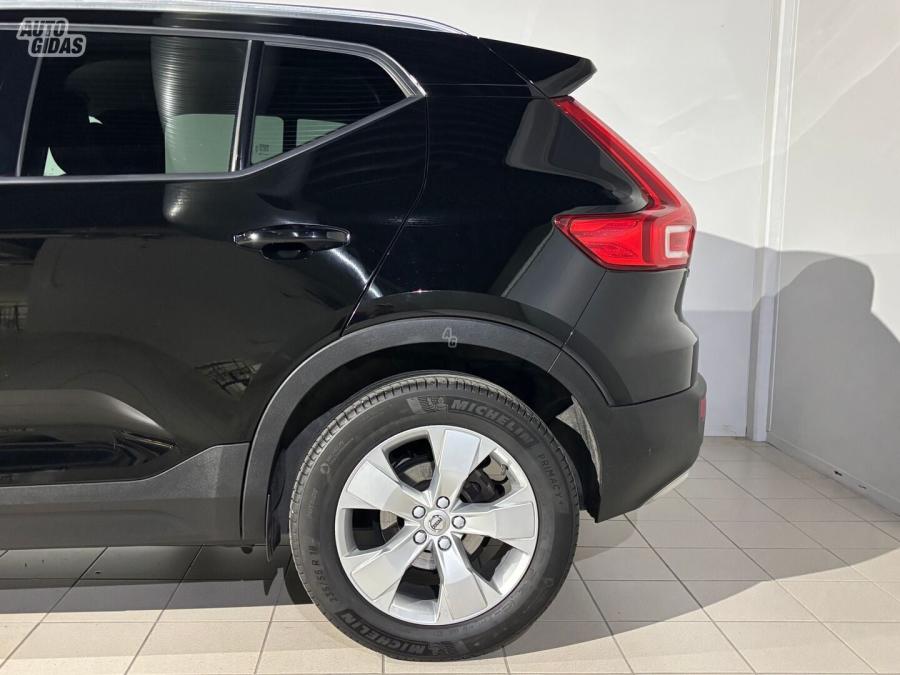Black Volvo XC40 2022 in Kaunas, with an engine capacity of 0.00 L and mileage of 56 thousand km for 31021 €, photo 9 on AUTOMOTO.COM.LV