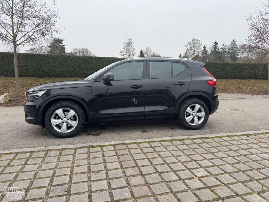 Melns Volvo XC40 2022 Kauņa, ar dzinēja tilpumu 1.50 L un nobraukumu 39 tūkst. km par 28364 €, foto 8 vietnē AUTOMOTO.COM.LV