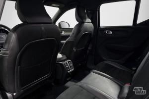 Black Volvo XC40 2022 in Kaunas, with an engine capacity of 0.00 L and mileage of 80 thousand km for 34672 €, photo 11 on AUTOMOTO.COM.LV