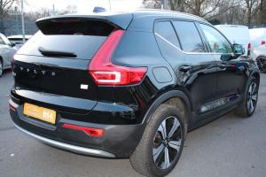 Black Volvo XC40 2022 in Kaunas, with an engine capacity of 1.50 L and mileage of 33 thousand km for 32047 €, photo 5 on AUTOMOTO.COM.LV