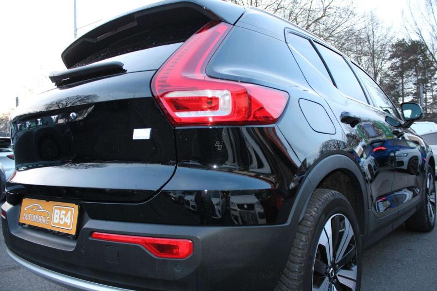 Black Volvo XC40 2022 in Kaunas, with an engine capacity of 1.50 L and mileage of 33 thousand km for 32047 €, photo 11 on AUTOMOTO.COM.LV