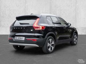 Black Volvo XC40 2022 in Kaunas, with an engine capacity of 1.50 L and mileage of 56 thousand km for 31546 €, photo 2 on AUTOMOTO.COM.LV
