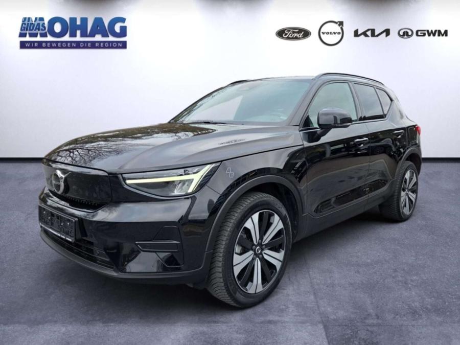 Melns Volvo XC40 2022 Kauņa, ar dzinēja tilpumu 0.00 L un nobraukumu 35 tūkst. km par 31660 €, foto 1 vietnē AUTOMOTO.COM.LV