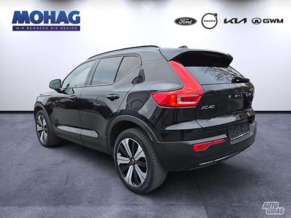 Black Volvo XC40 2022 in Kaunas, with an engine capacity of 0.00 L and mileage of 35 thousand km for 31660 €, photo 4 on AUTOMOTO.COM.LV