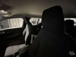 Black Volvo XC40 2022 in Kaunas, with an engine capacity of 1.50 L and mileage of 35 thousand km for 29920 €, photo 17 on AUTOMOTO.COM.LV