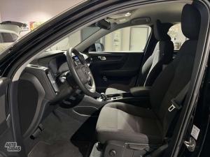 Black Volvo XC40 2022 in Kaunas, with an engine capacity of 1.50 L and mileage of 35 thousand km for 29920 €, photo 18 on AUTOMOTO.COM.LV