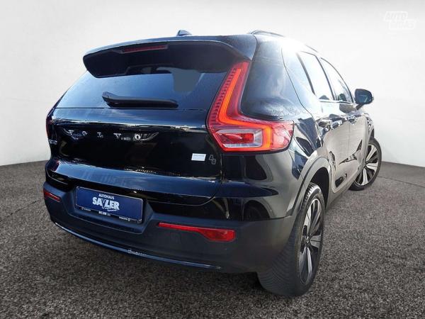 Melns Volvo XC40 2022 Kauņa, ar dzinēja tilpumu 0.00 L un nobraukumu 86 tūkst. km par 30115 €, foto 3 vietnē AUTOMOTO.COM.LV