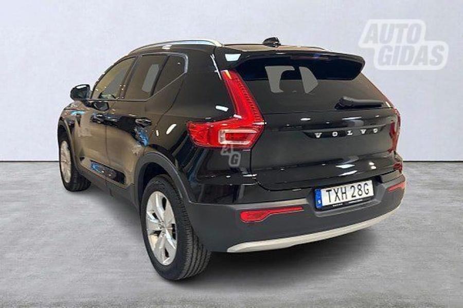 Black Volvo XC40 2022 in Kaunas, with an engine capacity of 0.00 L and mileage of 68 thousand km for 33244 €, photo 4 on AUTOMOTO.COM.LV