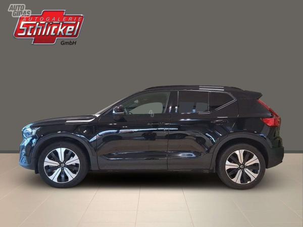 Black Volvo XC40 2022 in Kaunas, with an engine capacity of 1.50 L and mileage of 77 thousand km for 32747 €, photo 4 on AUTOMOTO.COM.LV