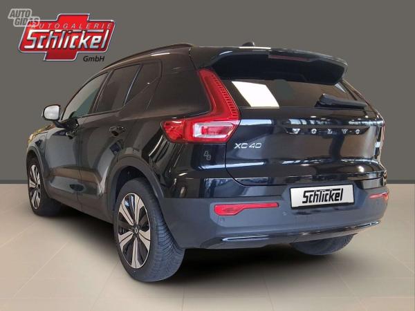 Black Volvo XC40 2022 in Kaunas, with an engine capacity of 1.50 L and mileage of 77 thousand km for 32747 €, photo 5 on AUTOMOTO.COM.LV