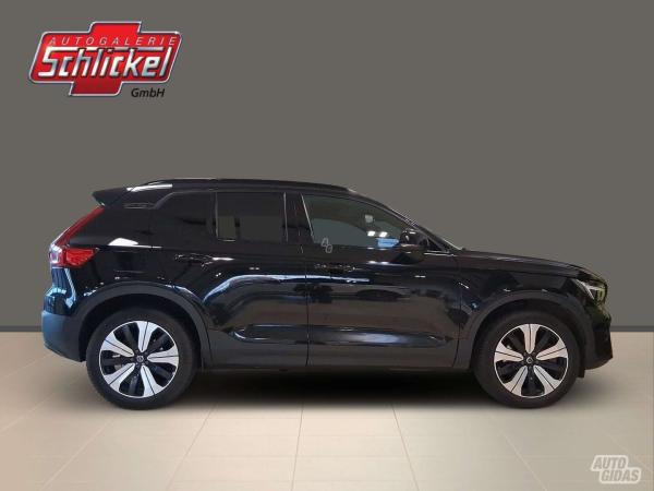 Black Volvo XC40 2022 in Kaunas, with an engine capacity of 1.50 L and mileage of 77 thousand km for 32747 €, photo 9 on AUTOMOTO.COM.LV