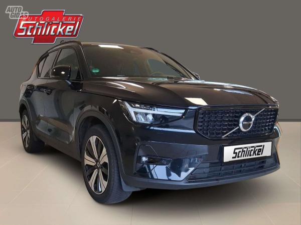 Black Volvo XC40 2022 in Kaunas, with an engine capacity of 1.50 L and mileage of 77 thousand km for 32747 €, photo 10 on AUTOMOTO.COM.LV
