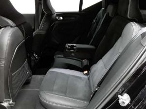Black Volvo XC40 2022 in Kaunas, with an engine capacity of 0.00 L and mileage of 40 thousand km for 32278 €, photo 7 on AUTOMOTO.COM.LV