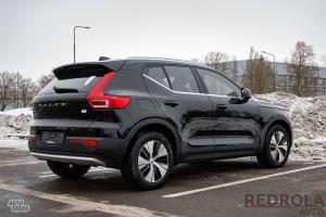 Melns Volvo XC40 2022 Kauņa, ar dzinēja tilpumu 1.50 L un nobraukumu 164 tūkst. km par 22300 €, foto 4 vietnē AUTOMOTO.COM.LV