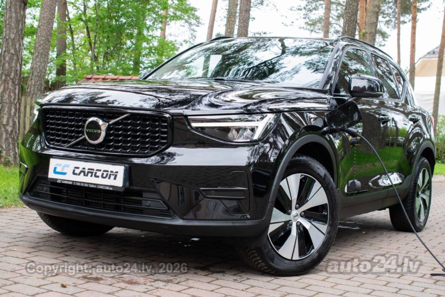 Black Volvo XC40 2022 in Tallinn, with an engine capacity of 1.50 L and mileage of 103 thousand km for 29990 €, photo 1 on AUTOMOTO.COM.LV
