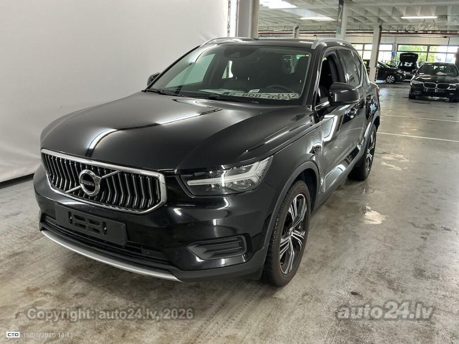 Черный Вольво XC40 2022 в Тарту, объемом двигателя 1.50 л и пробегом 236 тыс. км за 19500 €, фото 1 на AUTOMOTO.COM.LV