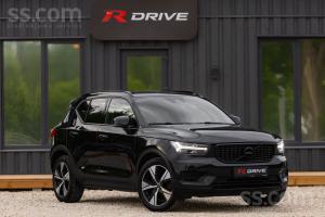 Melns Volvo XC40 2022 Jelgava, ar dzinēja tilpumu 1.50 L un nobraukumu 175 tūkst. km par 22500 €, foto  vietnē AUTOMOTO.COM.LV