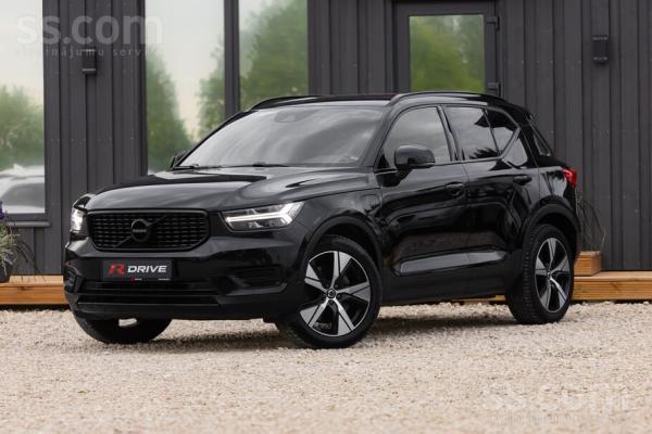Melns Volvo XC40 2022 Jelgava, ar dzinēja tilpumu 1.50 L un nobraukumu 175 tūkst. km par 22500 €, foto 4 vietnē AUTOMOTO.COM.LV