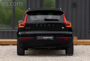 Melns Volvo XC40 2022 Jelgava, ar dzinēja tilpumu 1.50 L un nobraukumu 175 tūkst. km par 22500 €, foto 7 vietnē AUTOMOTO.COM.LV