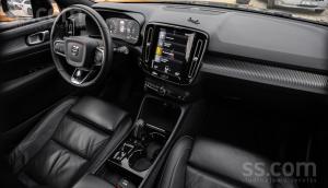 Melns Volvo XC40 2022 Jelgava, ar dzinēja tilpumu 1.50 L un nobraukumu 175 tūkst. km par 22500 €, foto 10 vietnē AUTOMOTO.COM.LV
