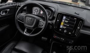 Melns Volvo XC40 2022 Jelgava, ar dzinēja tilpumu 1.50 L un nobraukumu 175 tūkst. km par 22500 €, foto 12 vietnē AUTOMOTO.COM.LV