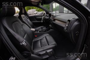 Melns Volvo XC40 2022 Jelgava, ar dzinēja tilpumu 1.50 L un nobraukumu 175 tūkst. km par 22500 €, foto 13 vietnē AUTOMOTO.COM.LV