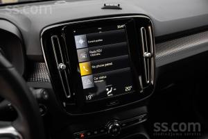 Melns Volvo XC40 2022 Jelgava, ar dzinēja tilpumu 1.50 L un nobraukumu 175 tūkst. km par 22500 €, foto 19 vietnē AUTOMOTO.COM.LV