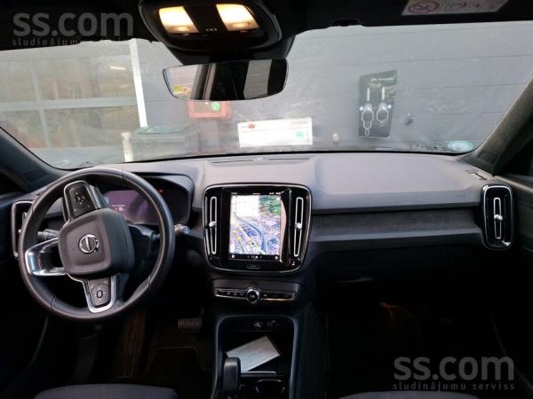 Melns Volvo XC40 2022 Rīga, ar dzinēja tilpumu 0.00 L un nobraukumu 86 tūkst. km par 30990 €, foto 3 vietnē AUTOMOTO.COM.LV