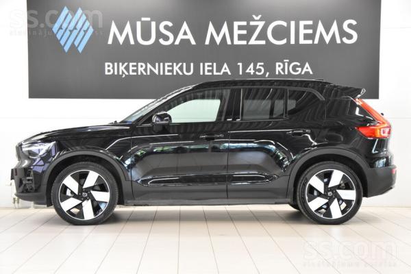 Melns Volvo XC40 2022 Rīga, ar dzinēja tilpumu 0.00 L un nobraukumu 86 tūkst. km par 30990 €, foto 5 vietnē AUTOMOTO.COM.LV