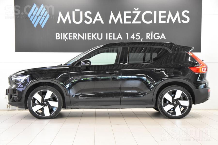 Melns Volvo XC40 2022 Rīga, ar dzinēja tilpumu 0.00 L un nobraukumu 86 tūkst. km par 30990 €, foto 6 vietnē AUTOMOTO.COM.LV