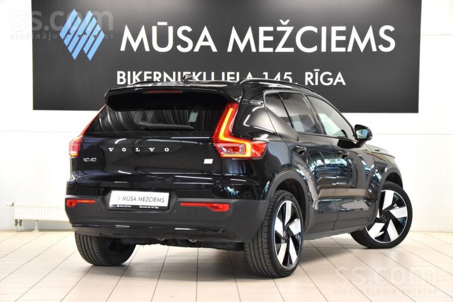 Melns Volvo XC40 2022 Rīga, ar dzinēja tilpumu 0.00 L un nobraukumu 86 tūkst. km par 30990 €, foto 7 vietnē AUTOMOTO.COM.LV