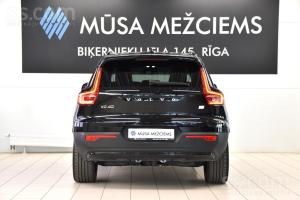 Melns Volvo XC40 2022 Rīga, ar dzinēja tilpumu 0.00 L un nobraukumu 86 tūkst. km par 30990 €, foto 8 vietnē AUTOMOTO.COM.LV