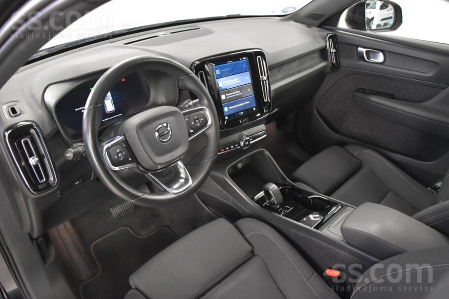 Melns Volvo XC40 2022 Rīga, ar dzinēja tilpumu 0.00 L un nobraukumu 86 tūkst. km par 30990 €, foto 13 vietnē AUTOMOTO.COM.LV