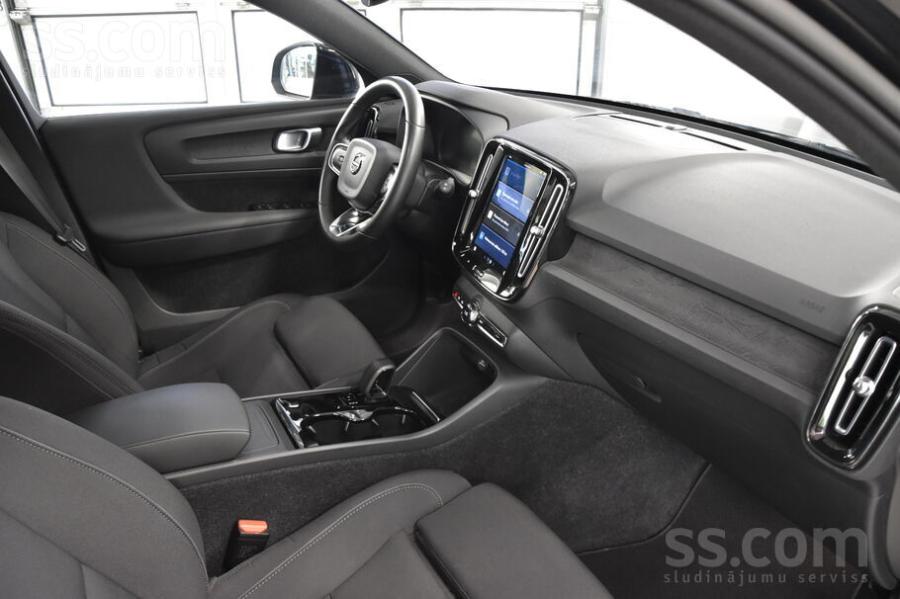 Melns Volvo XC40 2022 Rīga, ar dzinēja tilpumu 0.00 L un nobraukumu 86 tūkst. km par 30990 €, foto 15 vietnē AUTOMOTO.COM.LV