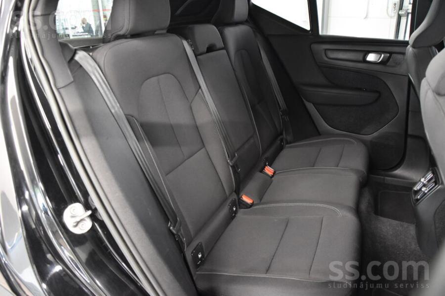 Melns Volvo XC40 2022 Rīga, ar dzinēja tilpumu 0.00 L un nobraukumu 86 tūkst. km par 30990 €, foto 17 vietnē AUTOMOTO.COM.LV