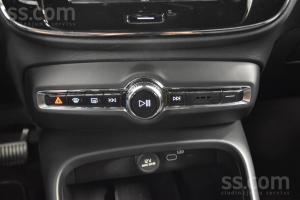 Melns Volvo XC40 2022 Rīga, ar dzinēja tilpumu 0.00 L un nobraukumu 86 tūkst. km par 30990 €, foto 19 vietnē AUTOMOTO.COM.LV