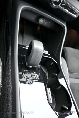 Черный Вольво XC40 2022 в Таллин, объемом двигателя 0.00 л и пробегом 27 тыс. км за 33990 €, фото 19 на AUTOMOTO.COM.LV