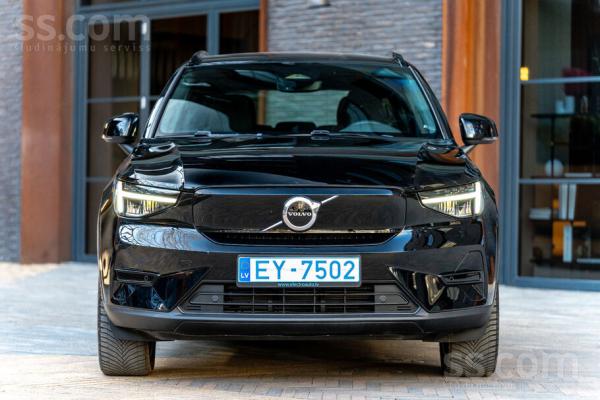 Черный Вольво XC40 2022 в Рига, объемом двигателя 2.00 л и пробегом 63 тыс. км за 26990 €, фото 7 на AUTOMOTO.COM.LV