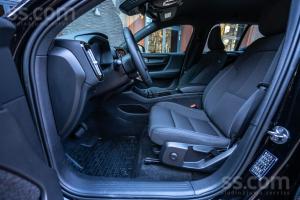 Черный Вольво XC40 2022 в Рига, объемом двигателя 2.00 л и пробегом 63 тыс. км за 26990 €, фото 17 на AUTOMOTO.COM.LV