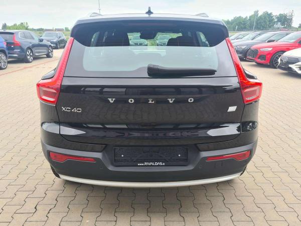 Черный Вольво XC40 2022 в Шяуляй, объемом двигателя 1.48 л и пробегом 152 тыс. км за 22978 €, фото 7 на AUTOMOTO.COM.LV