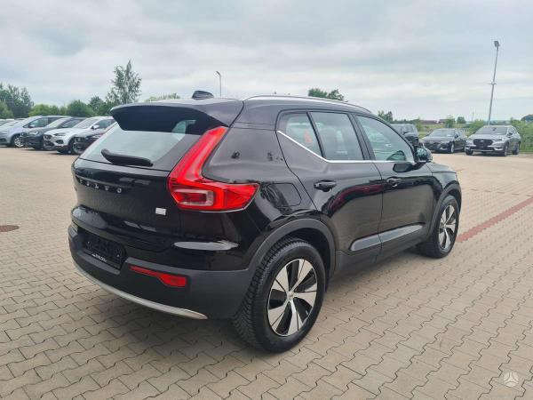 Черный Вольво XC40 2022 в Шяуляй, объемом двигателя 1.48 л и пробегом 152 тыс. км за 22978 €, фото 8 на AUTOMOTO.COM.LV