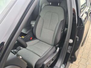 Black Volvo XC40 2022 in Siauliai, with an engine capacity of 1.48 L and mileage of 152 thousand km for 22978 €, photo 15 on AUTOMOTO.COM.LV