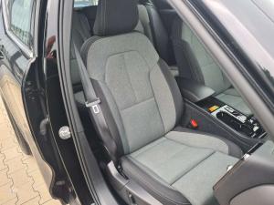 Black Volvo XC40 2022 in Siauliai, with an engine capacity of 1.48 L and mileage of 152 thousand km for 22978 €, photo 18 on AUTOMOTO.COM.LV